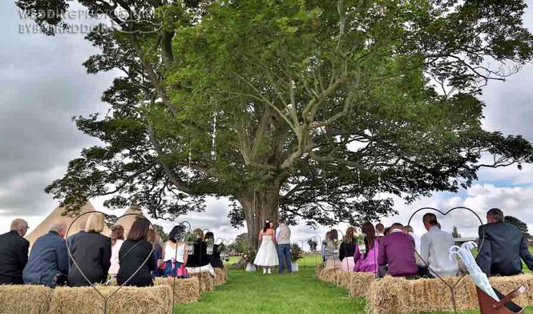 Cattows Farm - Leicestershire Wedding Venues